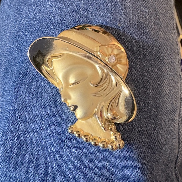 Jewelry | Vintage Cast Pin In Matte And Shiny Gold Tone Finishes W A ...